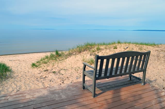 Michigan Lighthouses | Complete Guide | Michigan Everything